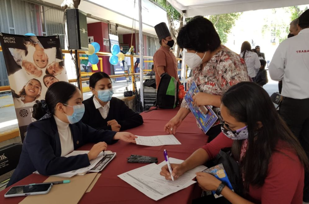 El programa de empleo busca apoyar a más de 13 mil personas - Reforma ...